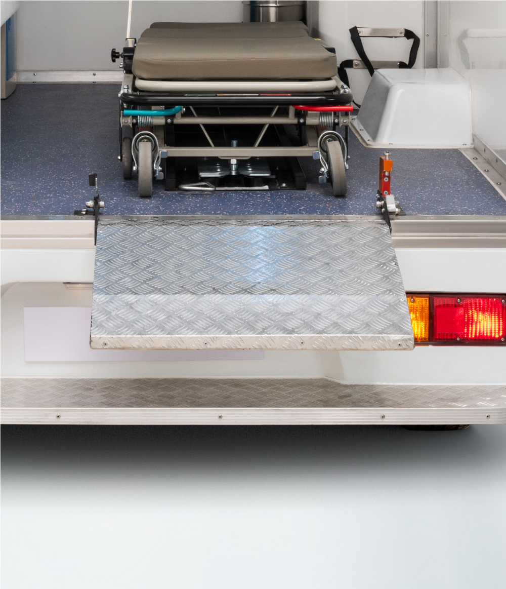ISUZU D-Max Type C Ambulance